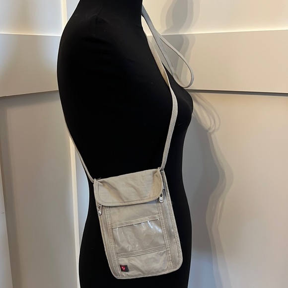 Lewis N Clark | Bags | Lewis N Clark Rfid Neck Stash Anti Theft Travel ...